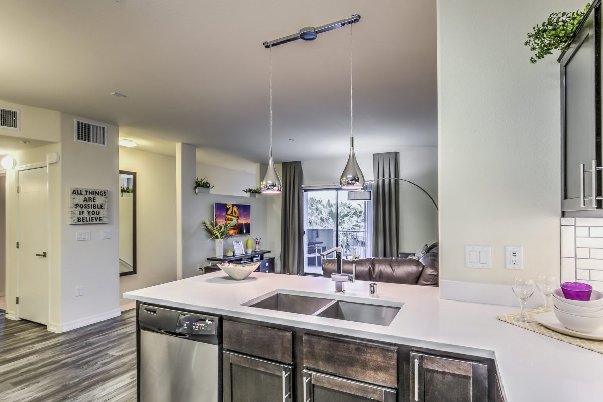 Navigating Challenges: Problem-Solving in Construction Management